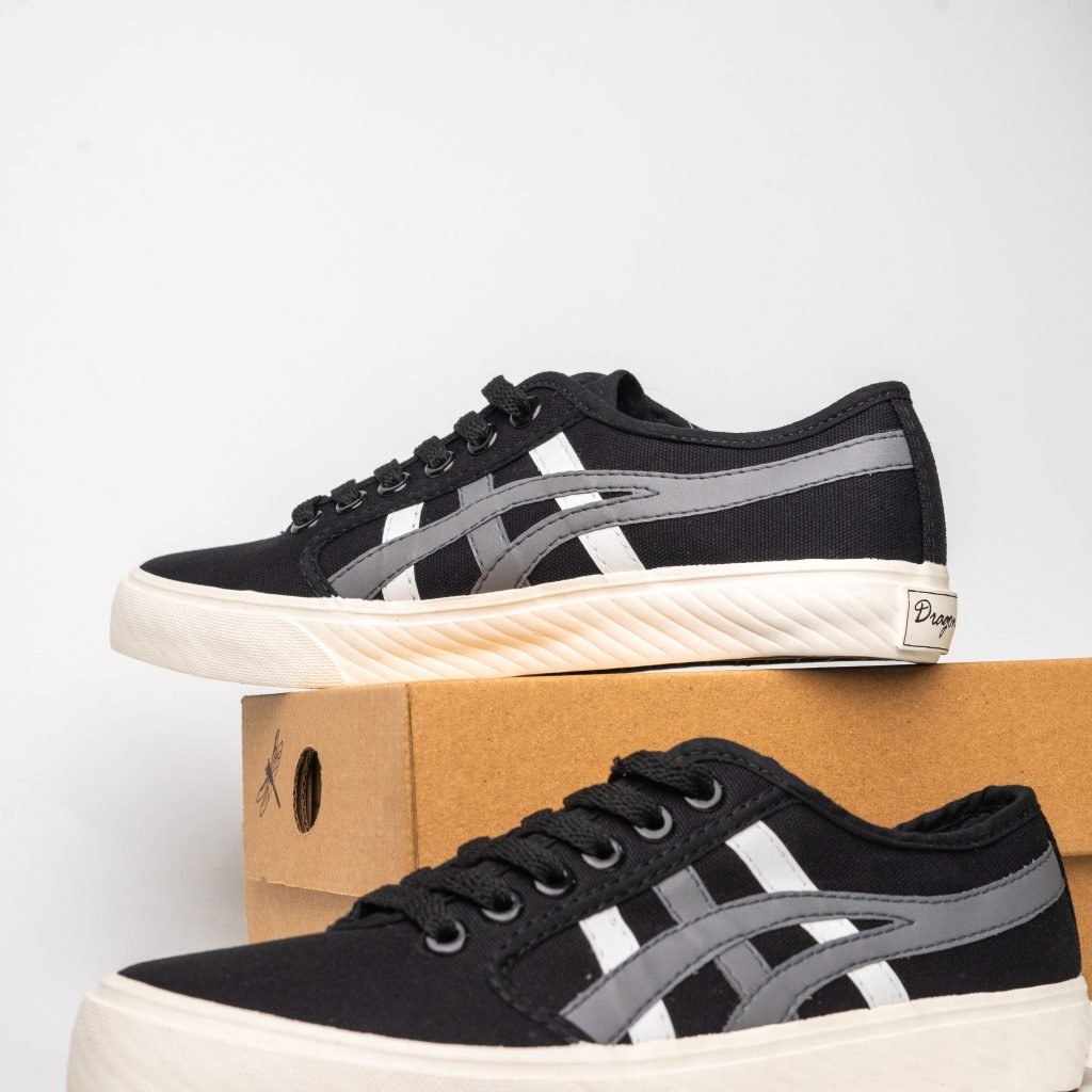 Shop - Sepatu Warrior